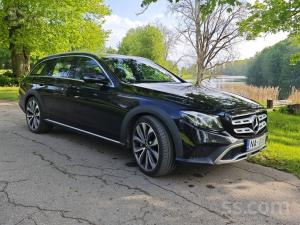 Melns Mercedes-Benz E 350 2017 Rīga, ar dzinēja tilpumu 3.00 L un nobraukumu 304 tūkst. km par 13900 €, foto  vietnē AUTOMOTO.COM.LV