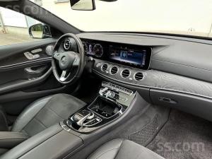 Melns Mercedes-Benz E 350 2017 Jelgava, ar dzinēja tilpumu 3.00 L un nobraukumu 248 tūkst. km par 20900 €, foto 12 vietnē AUTOMOTO.COM.LV