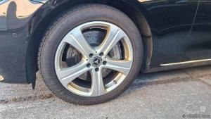 Melns Mercedes-Benz E 350 2017 Klaipėda, ar dzinēja tilpumu 2.99 L un nobraukumu 190 tūkst. km par 18500 €, foto 12 vietnē AUTOMOTO.COM.LV