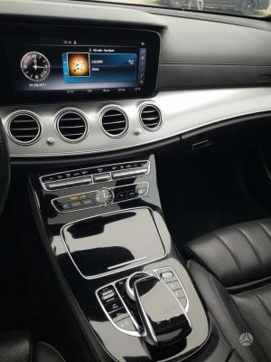 Black Mercedes-Benz E 350 2017 in Klaipeda, with an engine capacity of 3.00 L and mileage of 243 thousand km for 16700 €, photo 23 on AUTOMOTO.COM.LV