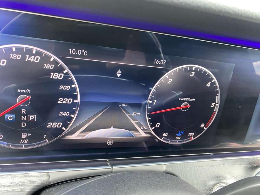 Black Mercedes-Benz E 350 2017 in Marijampole, with an engine capacity of 2.99 L and mileage of 240 thousand km for 19750 €, photo 23 on AUTOMOTO.COM.LV