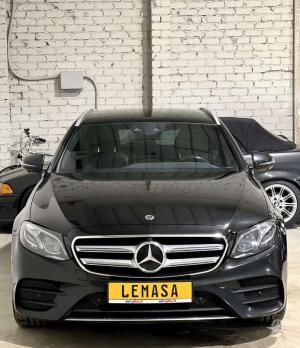 Black Mercedes-Benz E 350 2018 in Klaipeda, with an engine capacity of 2.99 L and mileage of 255 thousand km for 19999 €, photo 12 on AUTOMOTO.COM.LV