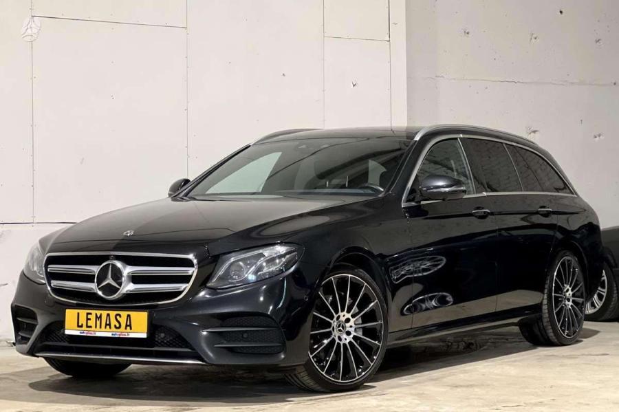 Black Mercedes-Benz E 350 2018 in Klaipeda, with an engine capacity of 2.99 L and mileage of 255 thousand km for 19999 €, photo 10 on AUTOMOTO.COM.LV
