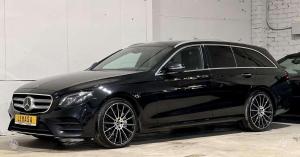 Black Mercedes-Benz E 350 2018 in Klaipeda, with an engine capacity of 2.99 L and mileage of 255 thousand km for 19999 €, photo 17 on AUTOMOTO.COM.LV