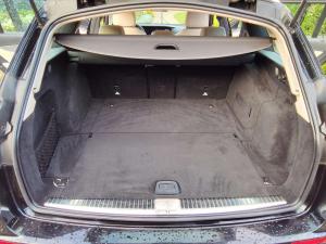 Black Mercedes-Benz E 350 2018 in Vilnius, with an engine capacity of 2.95 L and mileage of 251 thousand km for 16390 €, photo 20 on AUTOMOTO.COM.LV