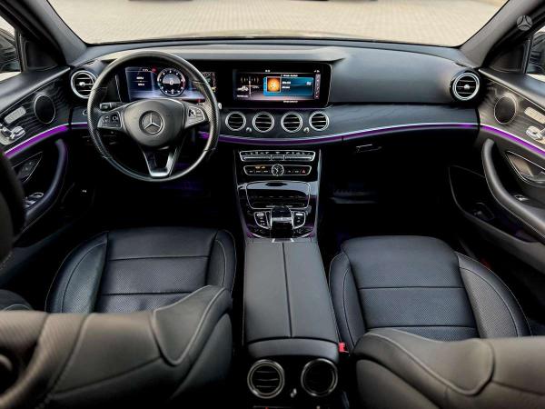 Black Mercedes-Benz E 350 2018 in Alytus, with an engine capacity of 2.99 L and mileage of 139 thousand km for 23550 €, photo 9 on AUTOMOTO.COM.LV