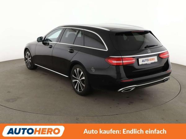 Melns Mercedes-Benz E 350 2019 Kauņa, ar dzinēja tilpumu 2.90 L un nobraukumu 92 tūkst. km par 32327 €, foto 4 vietnē AUTOMOTO.COM.LV