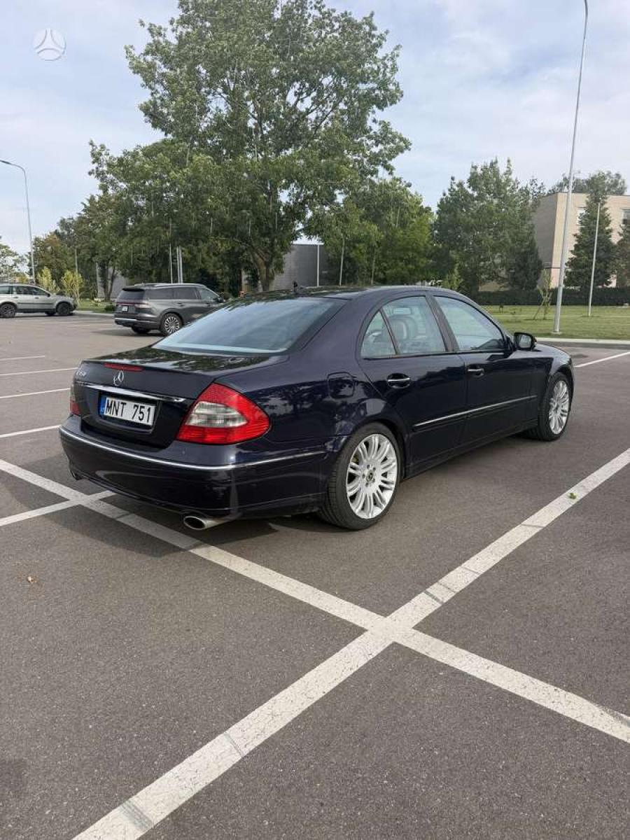Zils Mercedes-Benz E 350 2007 Kauņa, ar dzinēja tilpumu 3.50 L un nobraukumu 300 tūkst. km par 4000 €, foto 6 vietnē AUTOMOTO.COM.LV