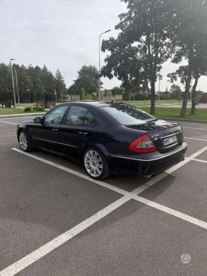 Zils Mercedes-Benz E 350 2007 Kauņa, ar dzinēja tilpumu 3.50 L un nobraukumu 300 tūkst. km par 4000 €, foto 7 vietnē AUTOMOTO.COM.LV