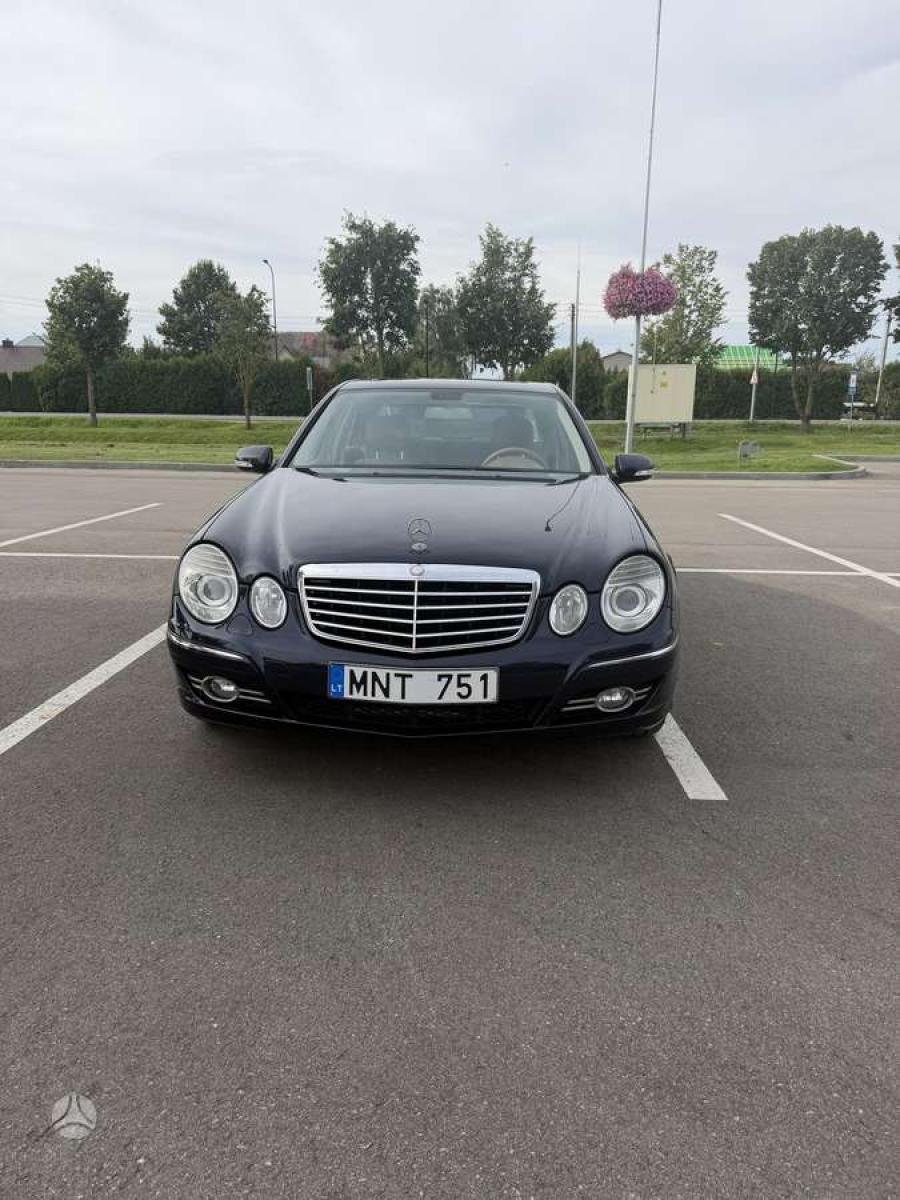 Zils Mercedes-Benz E 350 2007 Kauņa, ar dzinēja tilpumu 3.50 L un nobraukumu 300 tūkst. km par 4000 €, foto 9 vietnē AUTOMOTO.COM.LV