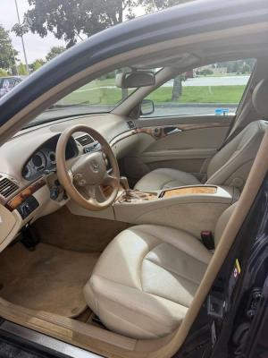 Zils Mercedes-Benz E 350 2007 Kauņa, ar dzinēja tilpumu 3.50 L un nobraukumu 300 tūkst. km par 4000 €, foto 13 vietnē AUTOMOTO.COM.LV