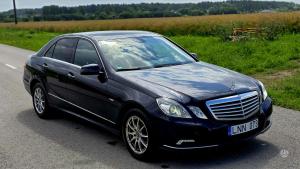 Синий Мерседес E 350 2010 в Шяуляй, объемом двигателя 2.99 л и пробегом 262 тыс. км за 5900 €, фото 13 на AUTOMOTO.COM.LV