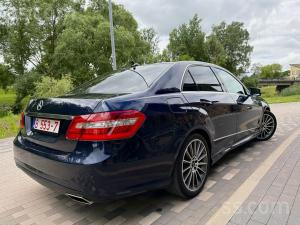 Синий Мерседес E 350 2011 в Резекне, объемом двигателя 3.00 л и пробегом 295 тыс. км за 9490 €, фото 5 на AUTOMOTO.COM.LV