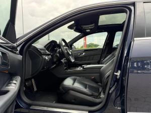 Blue Mercedes-Benz E 350 2011 in Rezekne, with an engine capacity of 3.00 L and mileage of 295 thousand km for 9490 €, photo 8 on AUTOMOTO.COM.LV