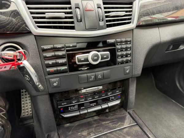 Blue Mercedes-Benz E 350 2011 in Rezekne, with an engine capacity of 3.00 L and mileage of 295 thousand km for 9490 €, photo 10 on AUTOMOTO.COM.LV