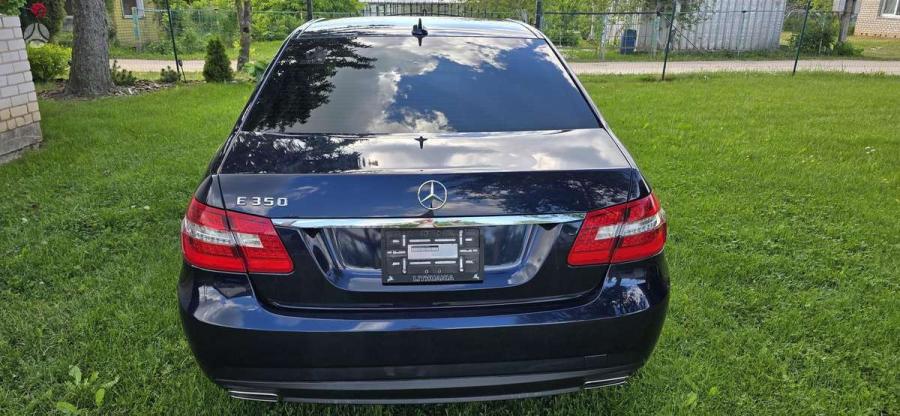 Zils Mercedes-Benz E 350 2012 Kėdainiai, ar dzinēja tilpumu 3.50 L un nobraukumu 211 tūkst. km par 9200 €, foto 8 vietnē AUTOMOTO.COM.LV