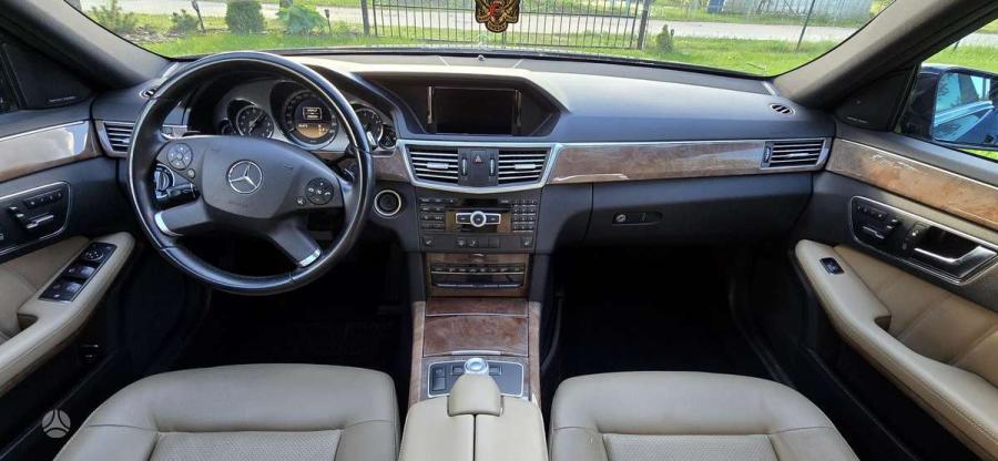Zils Mercedes-Benz E 350 2012 Kėdainiai, ar dzinēja tilpumu 3.50 L un nobraukumu 211 tūkst. km par 9200 €, foto 11 vietnē AUTOMOTO.COM.LV