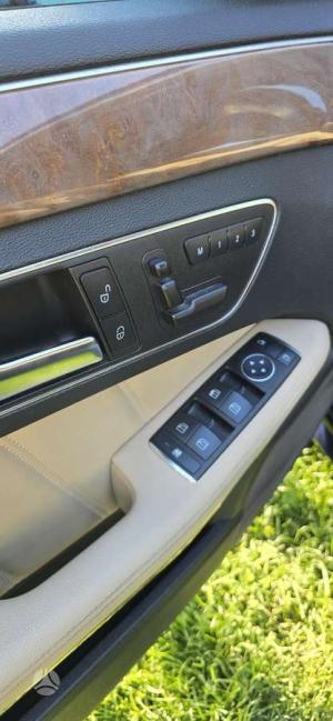 Zils Mercedes-Benz E 350 2012 Kėdainiai, ar dzinēja tilpumu 3.50 L un nobraukumu 211 tūkst. km par 9200 €, foto 13 vietnē AUTOMOTO.COM.LV