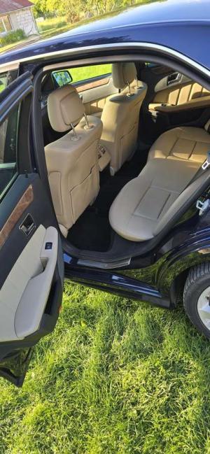 Zils Mercedes-Benz E 350 2012 Kėdainiai, ar dzinēja tilpumu 3.50 L un nobraukumu 211 tūkst. km par 9200 €, foto 16 vietnē AUTOMOTO.COM.LV
