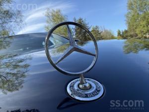 Blue Mercedes-Benz E 350 2013 in Riga, with an engine capacity of 3.00 L and mileage of 283 thousand km for 9998 €, photo 4 on AUTOMOTO.COM.LV