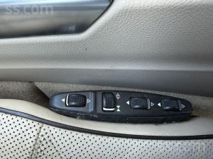 Zils Mercedes-Benz E 350 2013 Rīga, ar dzinēja tilpumu 3.00 L un nobraukumu 283 tūkst. km par 9499 €, foto 12 vietnē AUTOMOTO.COM.LV