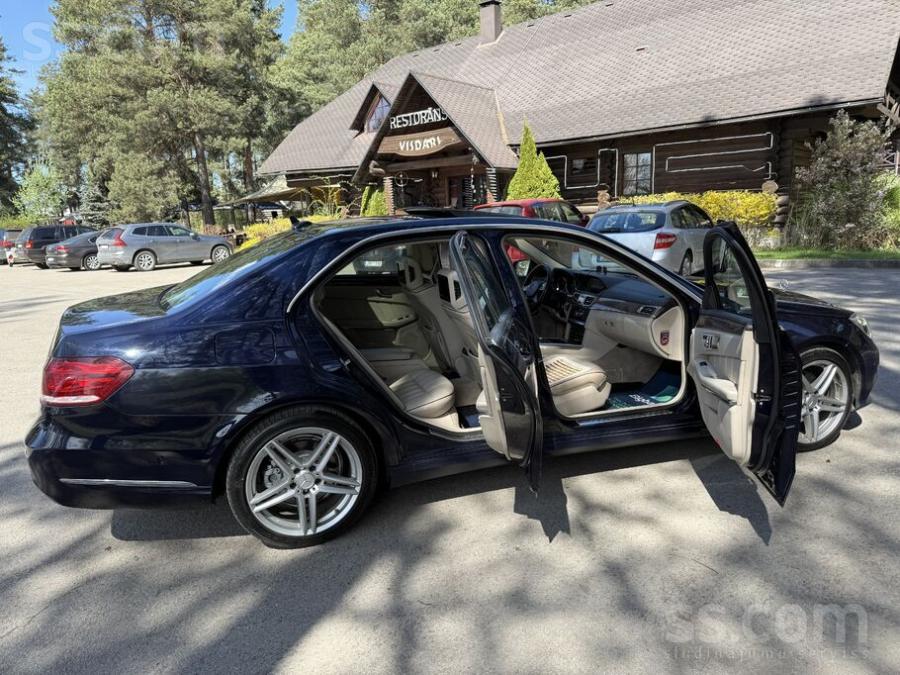 Zils Mercedes-Benz E 350 2013 Rīga, ar dzinēja tilpumu 3.00 L un nobraukumu 283 tūkst. km par 9499 €, foto 29 vietnē AUTOMOTO.COM.LV