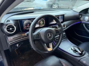 Zils Mercedes-Benz E 350 2016 Tauragė, ar dzinēja tilpumu 2.99 L un nobraukumu 240 tūkst. km par 19000 €, foto 12 vietnē AUTOMOTO.COM.LV