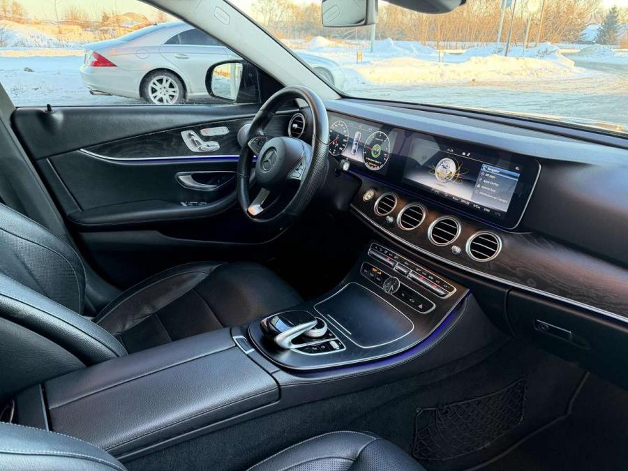 Zils Mercedes-Benz E 350 2016 Tauragė, ar dzinēja tilpumu 2.99 L un nobraukumu 240 tūkst. km par 19000 €, foto 14 vietnē AUTOMOTO.COM.LV