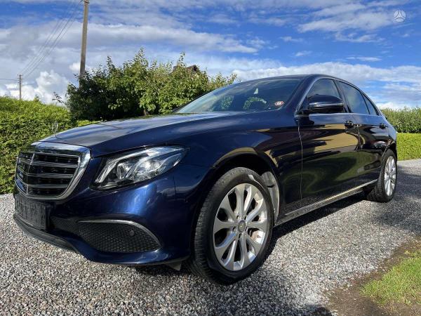 Zils Mercedes-Benz E 350 2016 Kauņa, ar dzinēja tilpumu 2.99 L un nobraukumu 149 tūkst. km par 15750 €, foto 3 vietnē AUTOMOTO.COM.LV