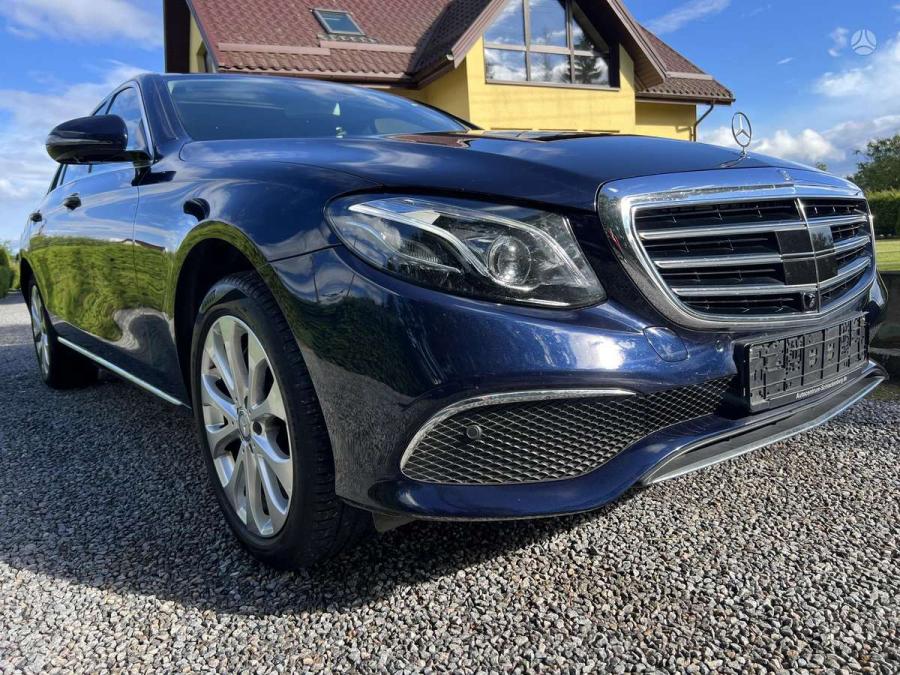 Zils Mercedes-Benz E 350 2016 Kauņa, ar dzinēja tilpumu 2.99 L un nobraukumu 149 tūkst. km par 15750 €, foto 9 vietnē AUTOMOTO.COM.LV