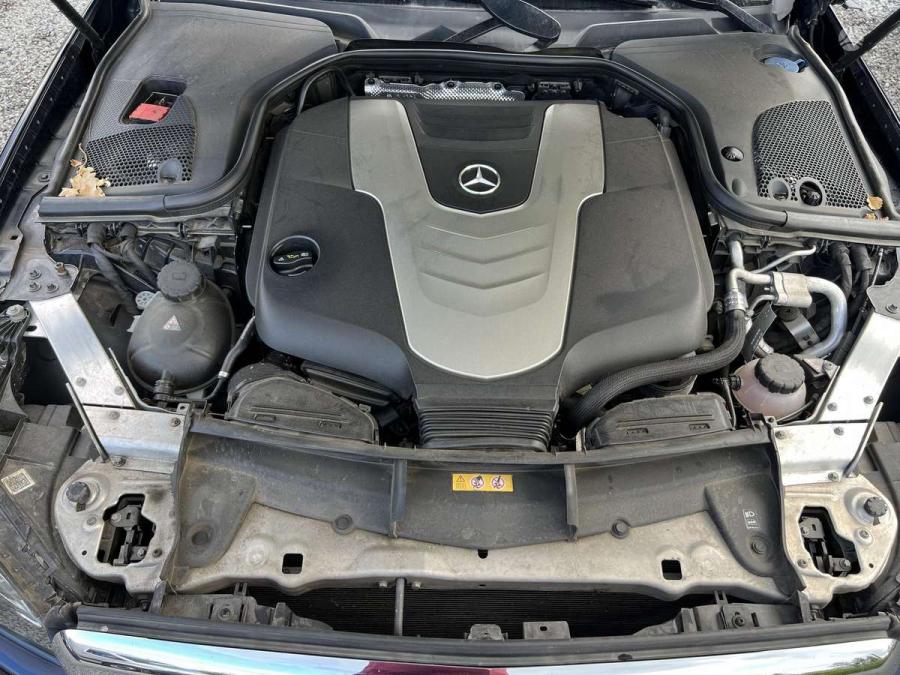 Zils Mercedes-Benz E 350 2016 Kauņa, ar dzinēja tilpumu 2.99 L un nobraukumu 149 tūkst. km par 15750 €, foto 23 vietnē AUTOMOTO.COM.LV