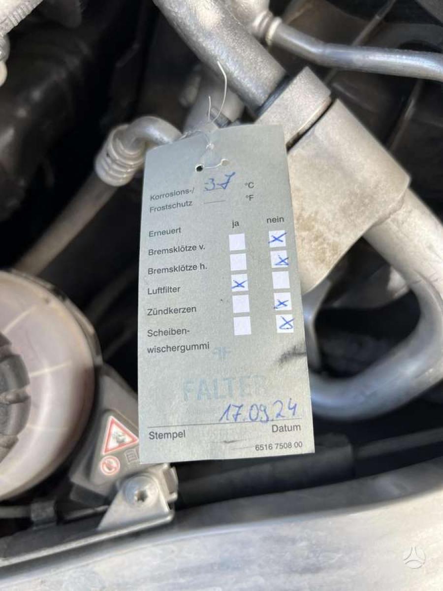 Zils Mercedes-Benz E 350 2016 Kauņa, ar dzinēja tilpumu 2.99 L un nobraukumu 149 tūkst. km par 15750 €, foto 24 vietnē AUTOMOTO.COM.LV