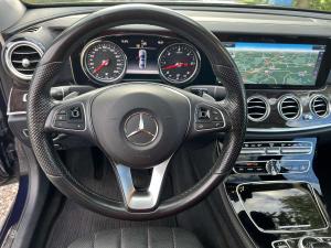 Zils Mercedes-Benz E 350 2016 Kauņa, ar dzinēja tilpumu 2.99 L un nobraukumu 149 tūkst. km par 15750 €, foto 32 vietnē AUTOMOTO.COM.LV