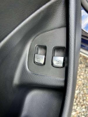 Zils Mercedes-Benz E 350 2016 Kauņa, ar dzinēja tilpumu 2.99 L un nobraukumu 149 tūkst. km par 15750 €, foto 49 vietnē AUTOMOTO.COM.LV