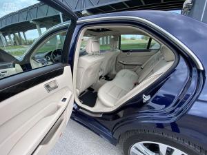 Zils Mercedes-Benz E 350 2016 Mažeikiai, ar dzinēja tilpumu 3.50 L un nobraukumu 130 tūkst. km par 15000 €, foto 9 vietnē AUTOMOTO.COM.LV