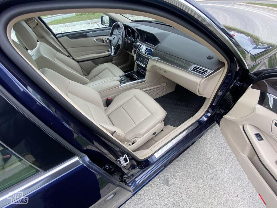 Zils Mercedes-Benz E 350 2016 Mažeikiai, ar dzinēja tilpumu 3.50 L un nobraukumu 130 tūkst. km par 15000 €, foto 11 vietnē AUTOMOTO.COM.LV