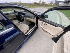 Zils Mercedes-Benz E 350 2016 Mažeikiai, ar dzinēja tilpumu 3.50 L un nobraukumu 130 tūkst. km par 15000 €, foto 12 vietnē AUTOMOTO.COM.LV