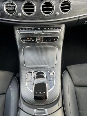 Zils Mercedes-Benz E 350 2017 Klaipėda, ar dzinēja tilpumu 2.00 L un nobraukumu 149 tūkst. km par 19900 €, foto 18 vietnē AUTOMOTO.COM.LV