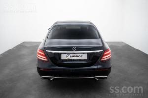 Синий Мерседес E 350 2018 в Таллин, объемом двигателя 2.00 л и пробегом 260 тыс. км за 14999 €, фото 8 на AUTOMOTO.COM.LV