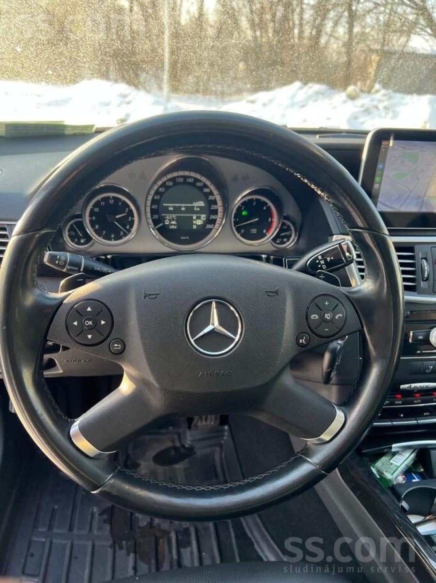 Zils Mercedes-Benz E 350 2010 Rīga, ar dzinēja tilpumu 3.00 L un nobraukumu 345 tūkst. km par 8500 €, foto 16 vietnē AUTOMOTO.COM.LV