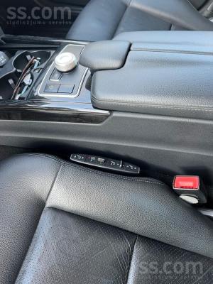 Zils Mercedes-Benz E 350 2010 Rīga, ar dzinēja tilpumu 3.00 L un nobraukumu 345 tūkst. km par 8500 €, foto 17 vietnē AUTOMOTO.COM.LV
