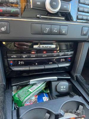 Zils Mercedes-Benz E 350 2010 Rīga, ar dzinēja tilpumu 3.00 L un nobraukumu 345 tūkst. km par 8500 €, foto 18 vietnē AUTOMOTO.COM.LV