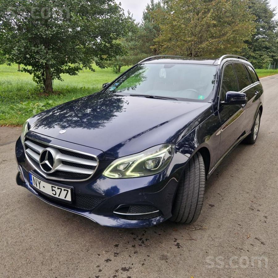Синий Мерседес E 350 2015 в Рига, объемом двигателя 3.00 л и пробегом 257 тыс. км за 12950 €, фото 3 на AUTOMOTO.COM.LV