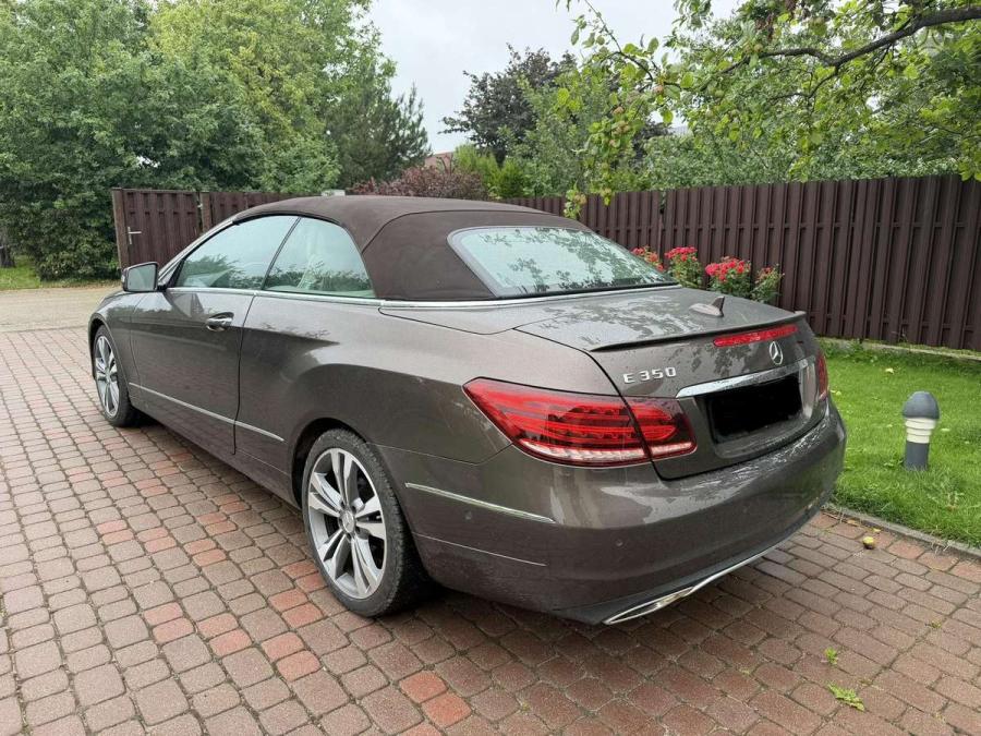 Brūns Mercedes-Benz E 350 2014 Klaipėda, ar dzinēja tilpumu 3.50 L un nobraukumu 156 tūkst. km par 12900 €, foto 3 vietnē AUTOMOTO.COM.LV