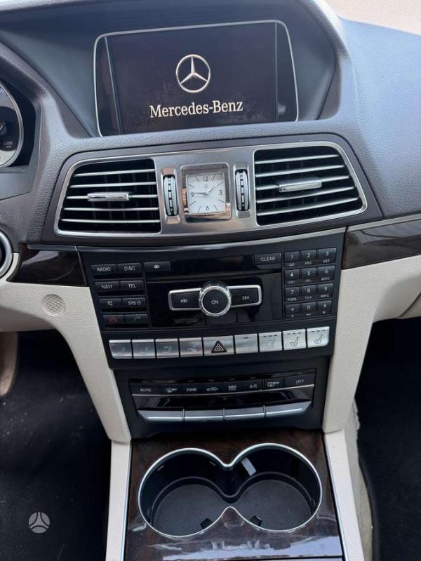 Brūns Mercedes-Benz E 350 2014 Klaipėda, ar dzinēja tilpumu 3.50 L un nobraukumu 156 tūkst. km par 12900 €, foto 8 vietnē AUTOMOTO.COM.LV