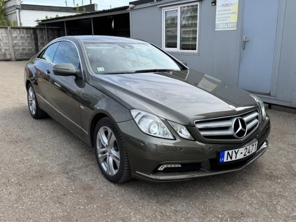 Brūns Mercedes-Benz E 350 2009 Rīga, ar dzinēja tilpumu 3.00 L un nobraukumu 123 tūkst. km par 13500 €, foto 2 vietnē AUTOMOTO.COM.LV