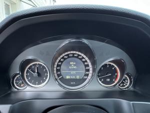 Brown Mercedes-Benz E 350 2009 in Riga, with an engine capacity of 3.00 L and mileage of 123 thousand km for 13500 €, photo 15 on AUTOMOTO.COM.LV