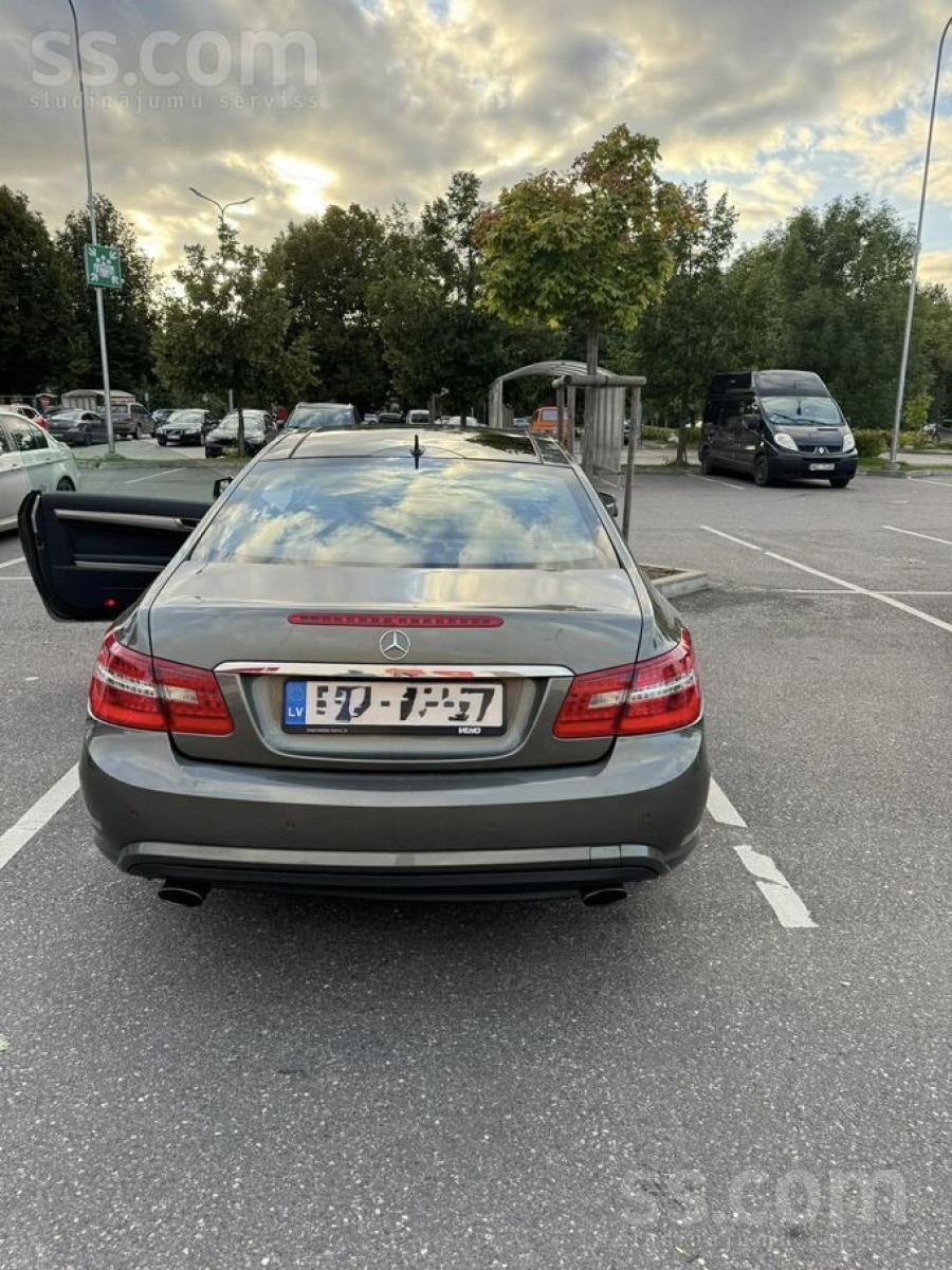 Brūns Mercedes-Benz E 350 2011 Kuldīga, ar dzinēja tilpumu 3.00 L un nobraukumu 406 tūkst. km par 3950 €, foto 3 vietnē AUTOMOTO.COM.LV