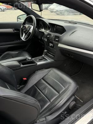 Brūns Mercedes-Benz E 350 2011 Kuldīga, ar dzinēja tilpumu 3.00 L un nobraukumu 406 tūkst. km par 3950 €, foto 8 vietnē AUTOMOTO.COM.LV