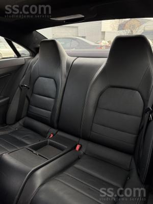 Brūns Mercedes-Benz E 350 2011 Kuldīga, ar dzinēja tilpumu 3.00 L un nobraukumu 406 tūkst. km par 3950 €, foto 10 vietnē AUTOMOTO.COM.LV
